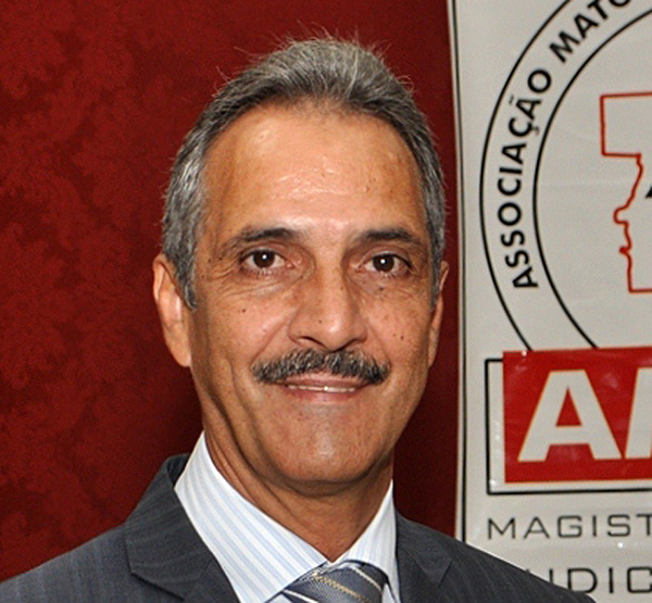 Desembargador Carlos Rocha será eleito nesta 5ª presidente do Tribunal ...