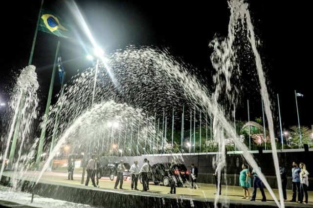 Praça Das Bandeiras Reformada Em Cuiabá Setembro 2015 Ass Só Notícias