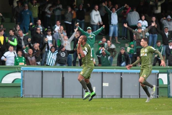 Alecsandro Fez Seu Primeiro Gol Pelo Coxa Divulgação Cfc Só Notícias