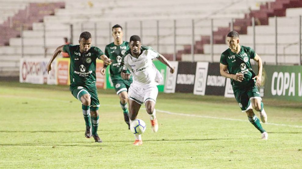 Luverdense vence o Goiás e tem vantagem para ficar com vaga na ...