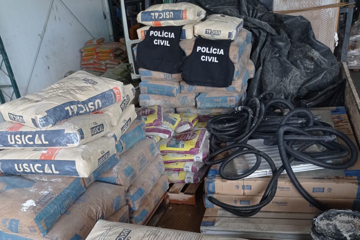 Funcionário é Preso Acusado De Desviar Produtos De Loja Em Sorriso