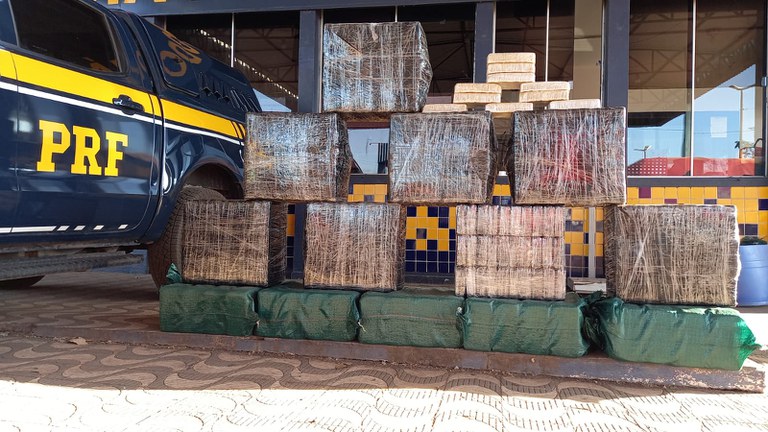 Caminhoneiro é Preso Transportando 475 Quilos De Cocaína Em Mt Mais De