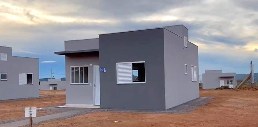 Governador entrega mais de 70 casas em Juína | Só Notícias